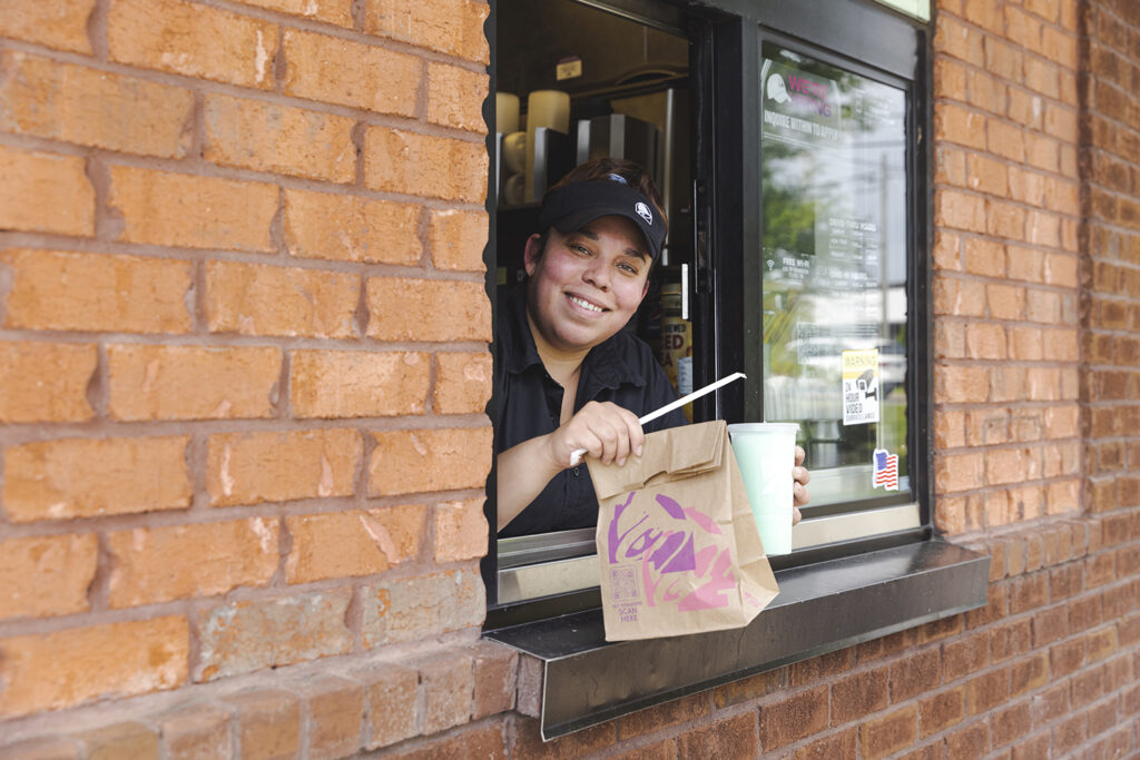 Spotlight: Anabel Soto, Shift Manager – MRCO Taco Bell Jobs